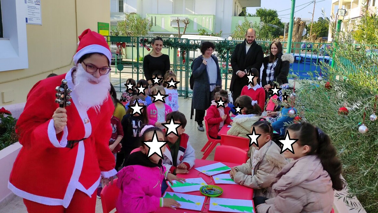 Χριστουγεννιάτικες μέρες, μέρες γιορτινές και με μεγάλη χαρά και ...